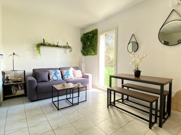 2 Pièces Dans Villa 600m Plage - Saint-Aygulf