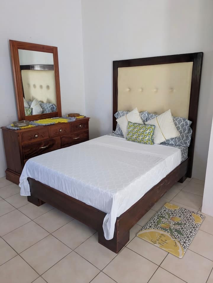 Modern Apartment In Negril - Negril