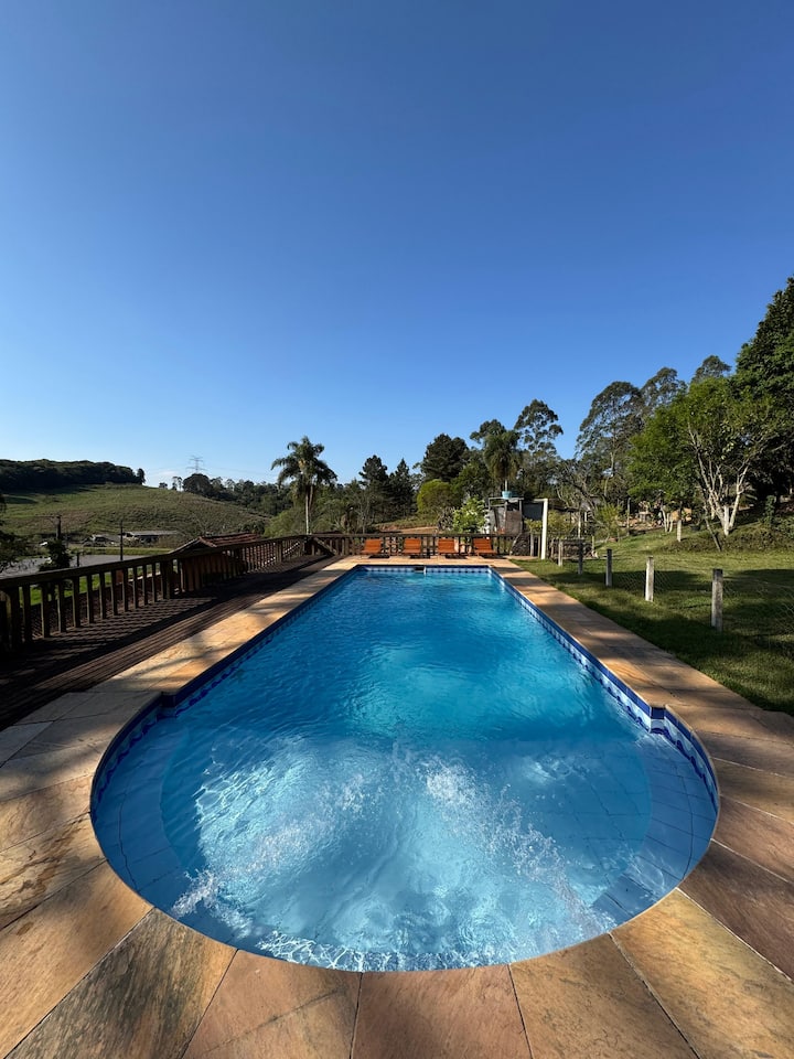 Chácara Com Piscina Para 20 Pessoas – Ibiúna - Ibiúna