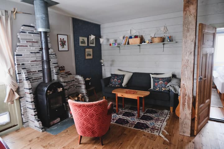 Rofyllt Hus Bland Får, Hagar Och Svensk Lantidyll - Skåne län