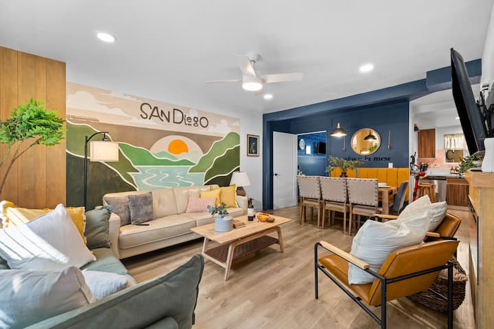 Cozy Family: King Bed• Sleep 12• Crib• Bunkhouse - San Diego, CA
