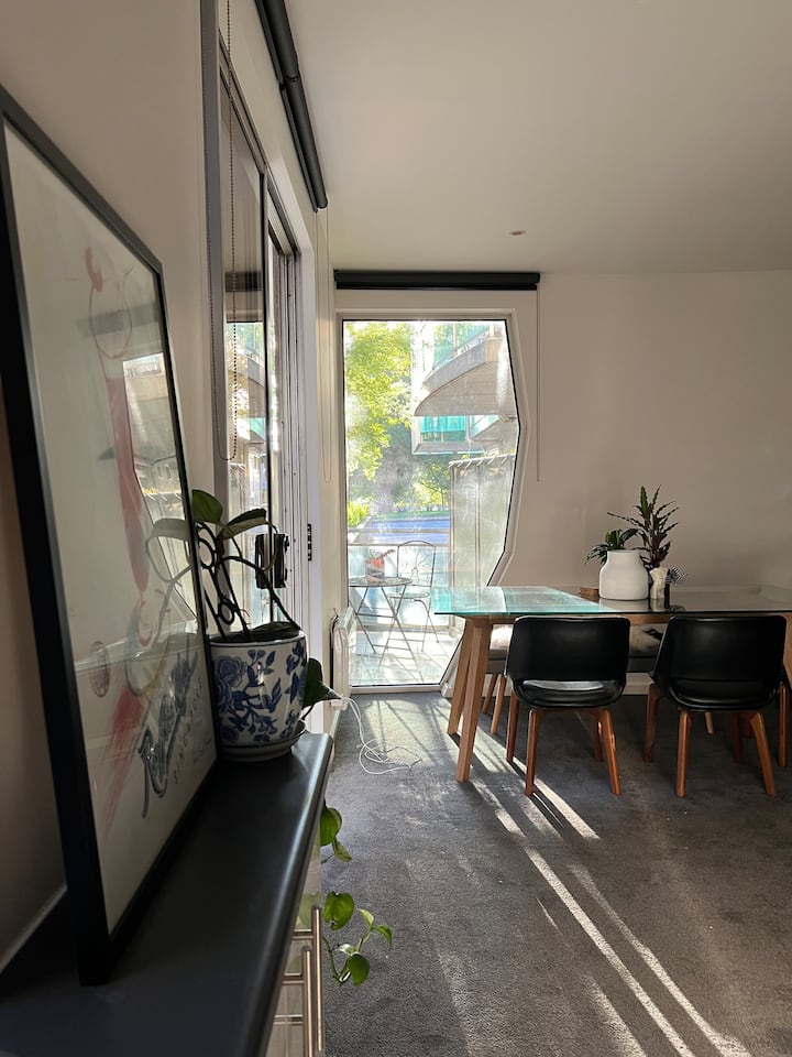 Live Like A Local In Stylish Carlton - Carlton
