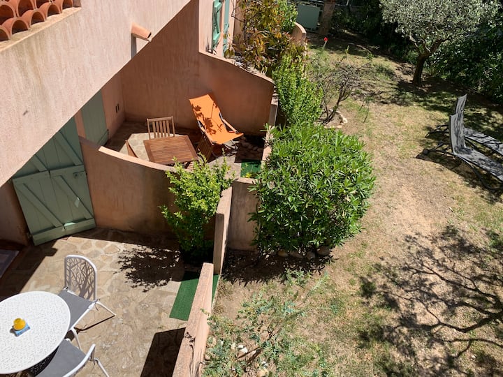 A Grimaud Studio Golfe De Saint Tropez - Grimaud