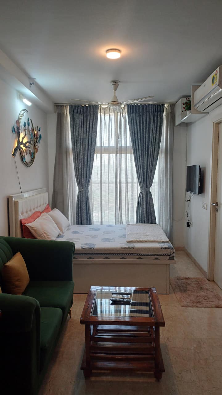Royal Studio Apartment, Hiranandani Estate - Thane