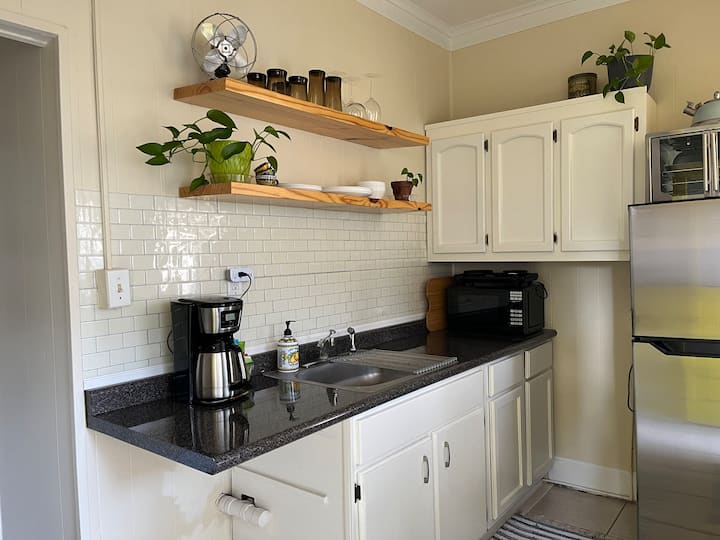 Cozy Cooper Young 1bdrm - Memphis, TN