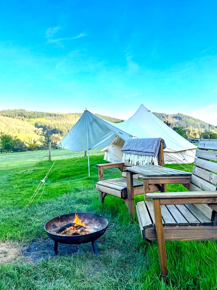 Betws-y-coed Bell Tent (Siabod) In Snowdonia - Snowdonia National Park