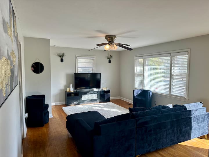 Cozy Gem W/ Office| Close To Hospitals And Bragg - Fayetteville, NC
