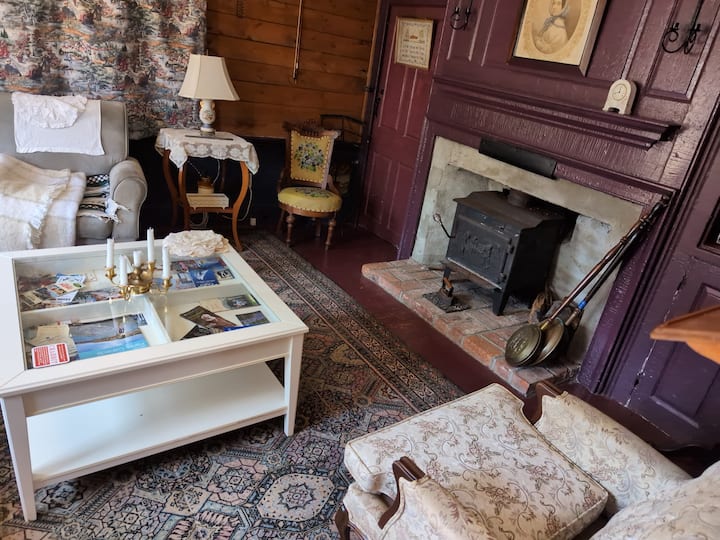 Historic Home With Water View - Digby