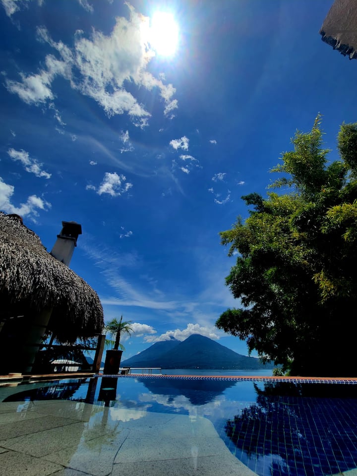 5-bd La Casa Colibrí (Full Breakfast Included) - Guatemala