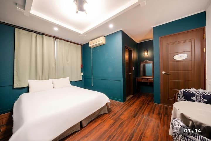 <M-guest4>죽도시장 밀접, 울릉도 선착장,시내중심쇼핑,영화관,대중교통 - 죽도동