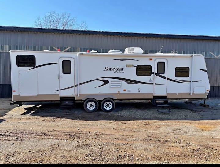 Spacious Trailer, Sleep 8 Minutes To Amenities - Shediac