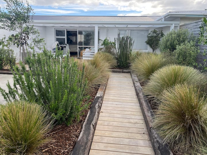 The Surf Shack - Mount Maunganui