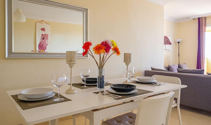 Superior 2 Bedroom Ap Marbella - Marbella