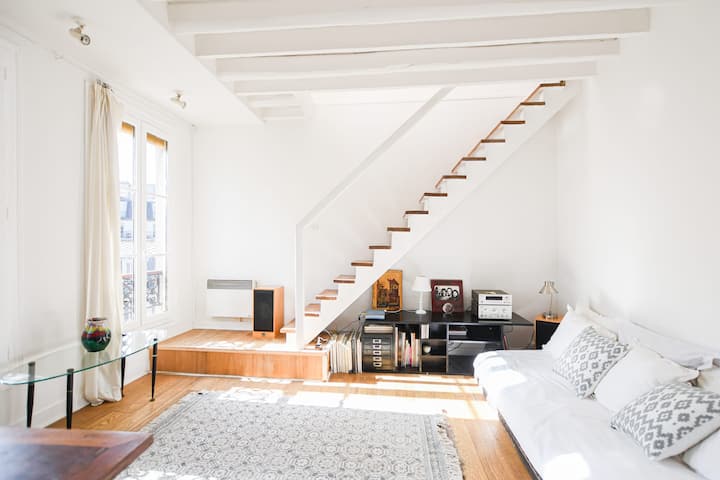 Charmant Duplex Tout Près De Montmartre - Paris