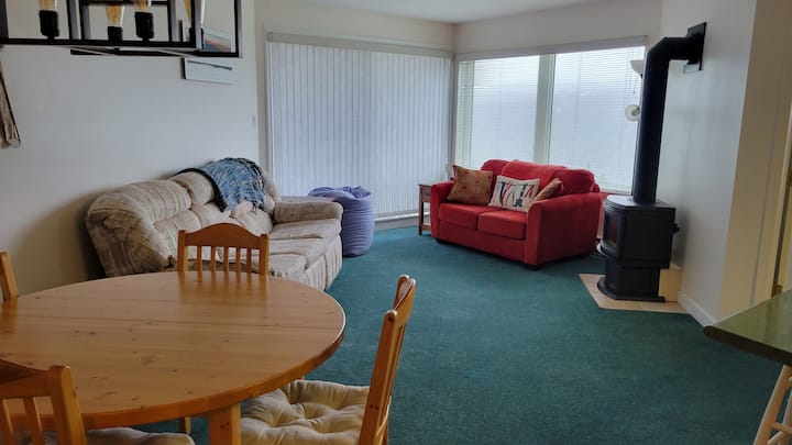 Strathcona Views - Blueberry - Mount Washington