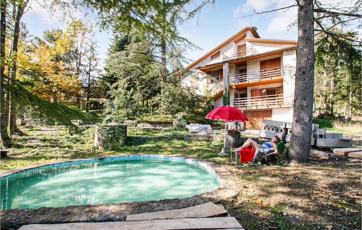 Gorgeous Home In V. Di Montecopiolo - Marche