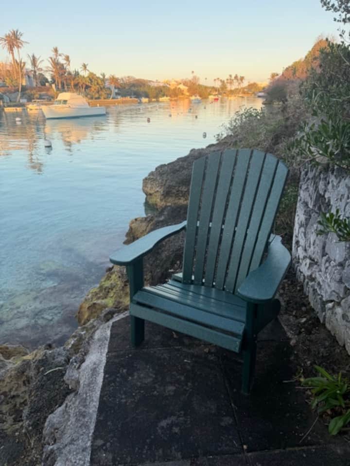 Blue Inlet Oceanfront 1 Bedroom Apartment - Bermuda