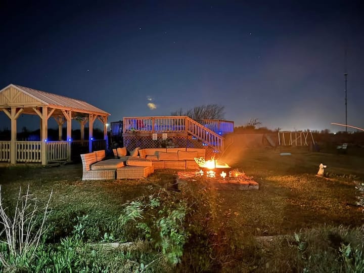Quite Peaceful Cabin Resort - Matagorda, TX