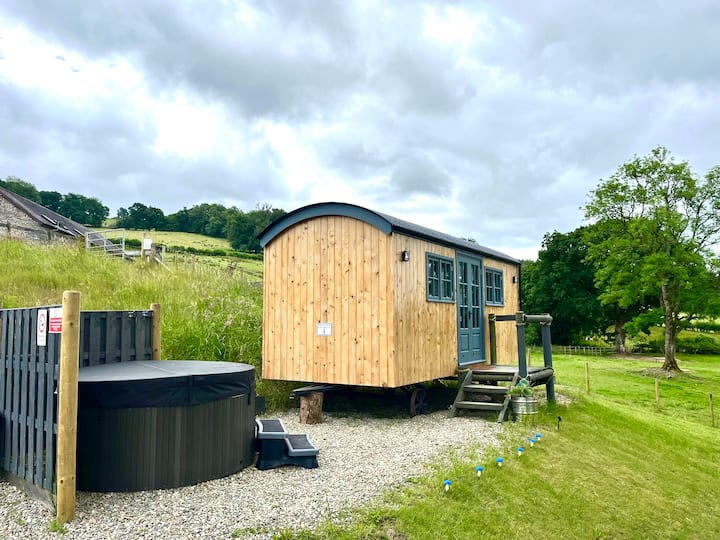 Oakies Farm Stays - Wales