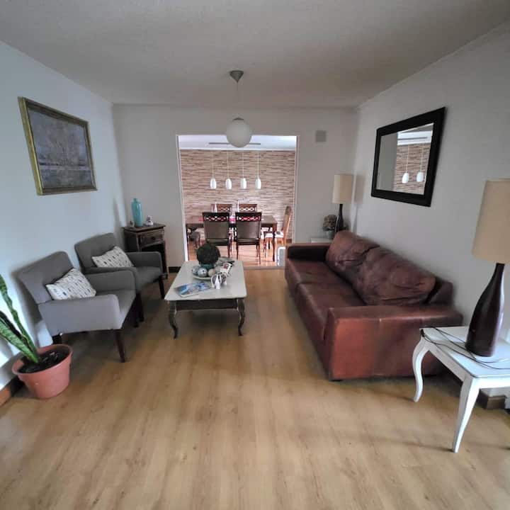 Acogedora Casa Con Tinaja, Jacuzzi Y Renta Car - Puerto Varas