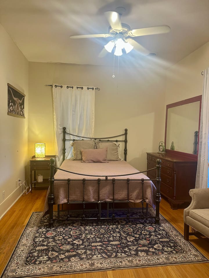 The Cozy Corner - Roswell, NM