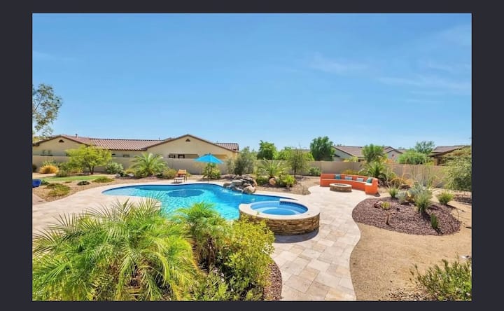 3800sqft Home! Outdoor Loving At Is Best! 1/2 Acre - 巴克艾