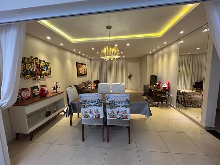 Casa Charme 3 Quartos C/ Ar Cond. No Centro De Foz - Foz do Iguaçu