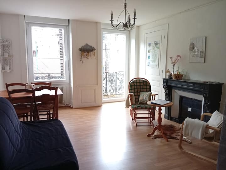 Nid Douillet Et Calme - Les Rousses