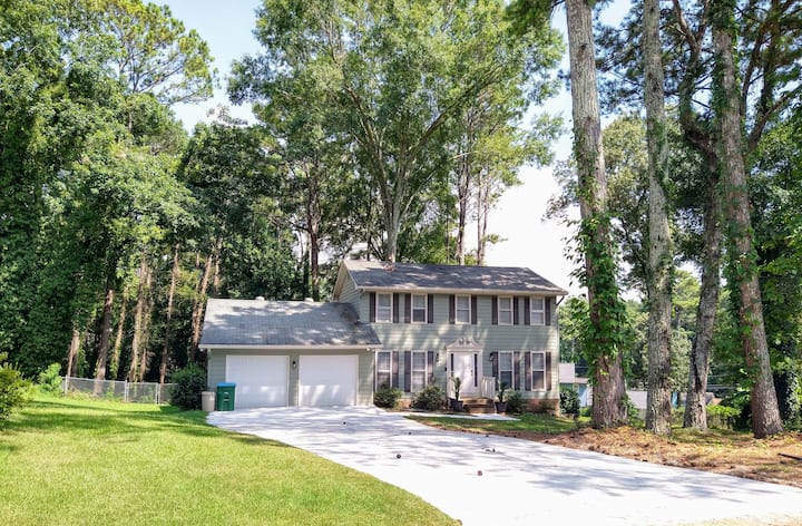 Charm 2 Story 3/4 Bedms 3 Bath Stone Mountain Park - Snellville, GA