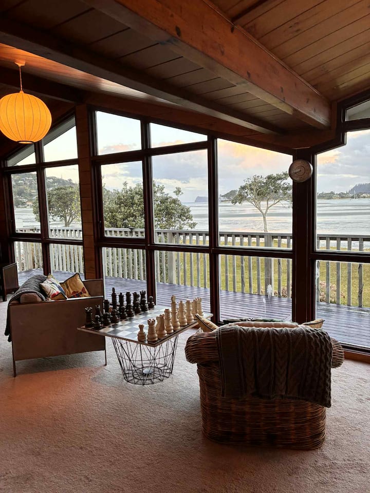 Water Front White Sand Beach Batch Awesome Views - Tairua