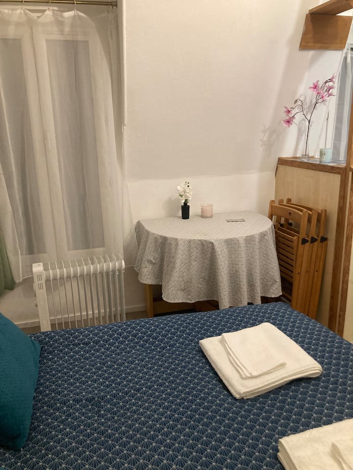 Book Your Stay Studio Ravissant Dans 11eme à Paris - Buttes-Chaumont