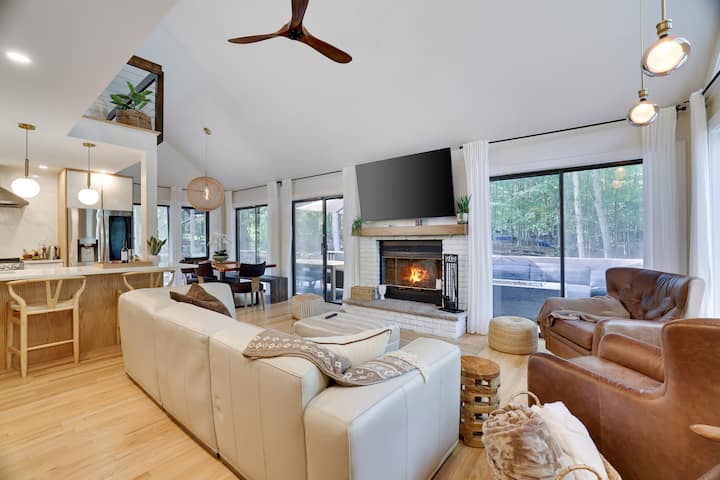 Unique Pocono Retreat - Hot Tub Fire Pit
Family - Tannersville, PA