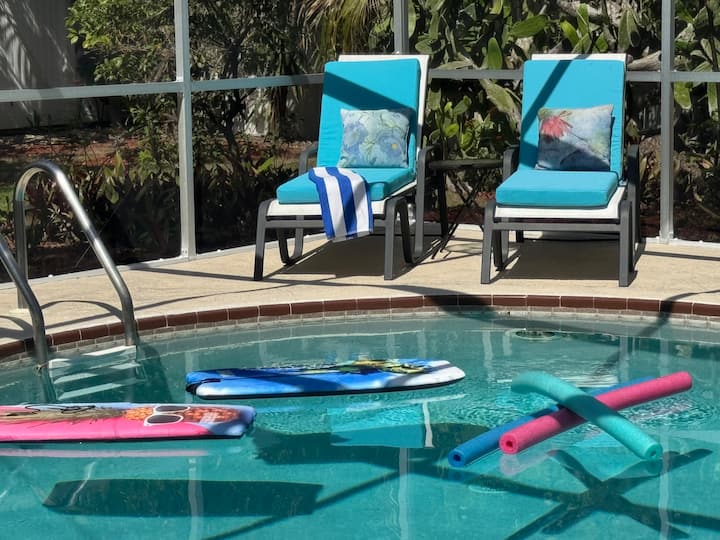 99/n May! Pool, Hot Tub, 5 Min To Barefoot Beach! - Bonita Springs, FL