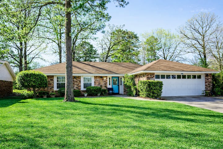 Kick Back And Stay At Beaufort Way! - Shreveport, LA