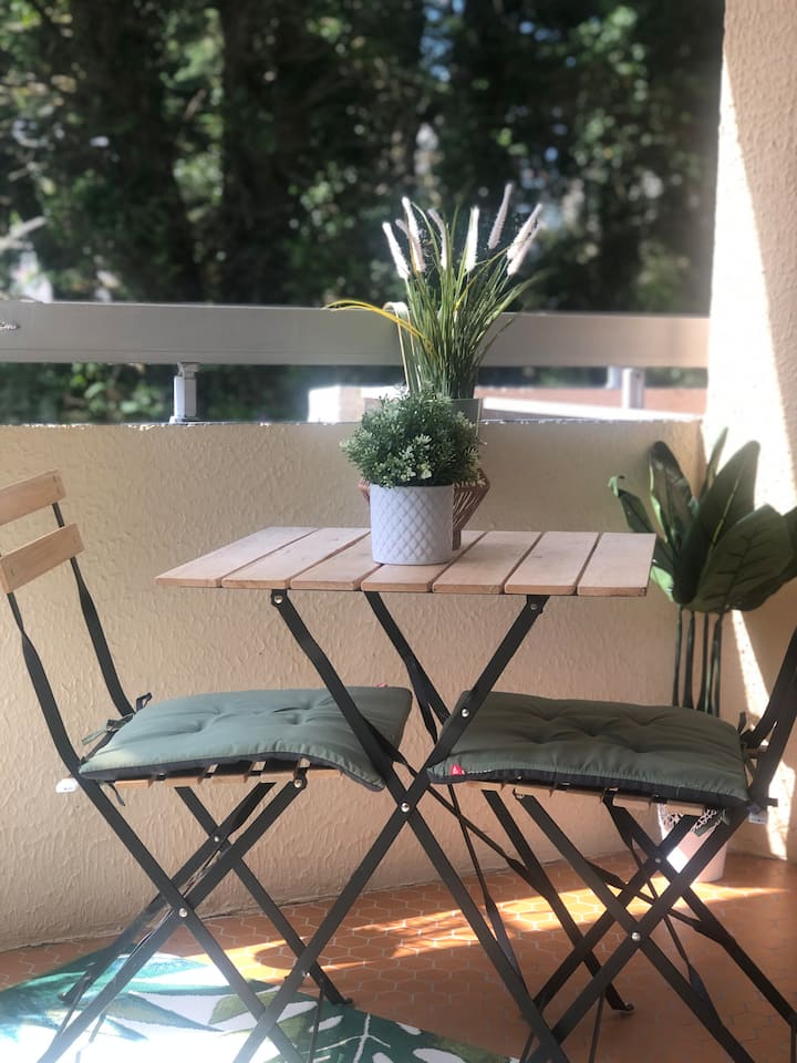 «&nbsp;Le Studio&nbsp;»: 50 M, Les Pieds Dans L’eau. - Île-Tudy