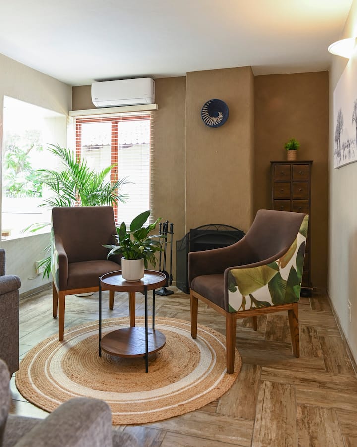 Secure 3br Home Near Sandton Cbd | Solar - Sandton