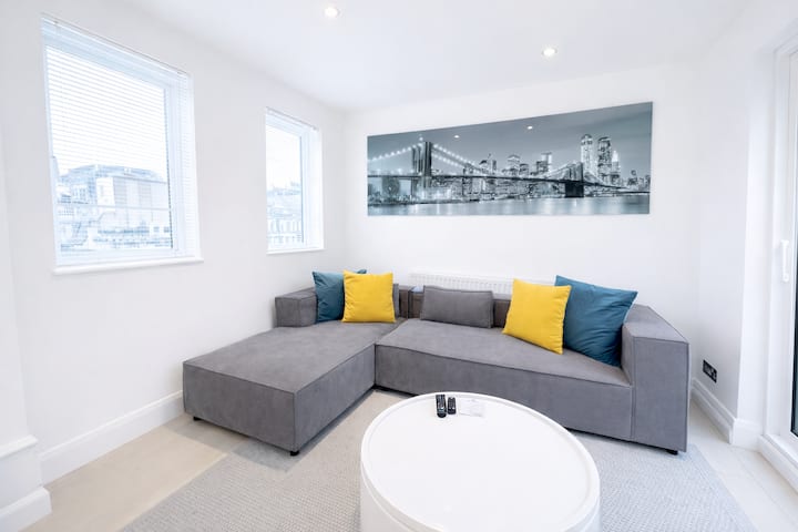 Cosy Baker Street Apartment - Marylebone