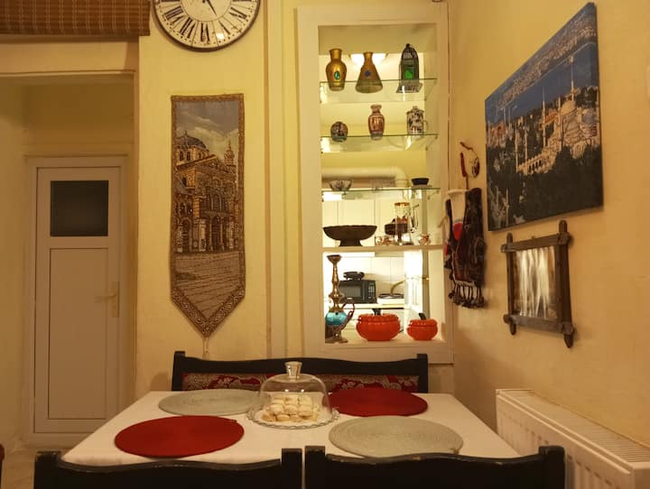 A Peaceful, Two-bedroom, Ground-floor Apartment. - Turkey