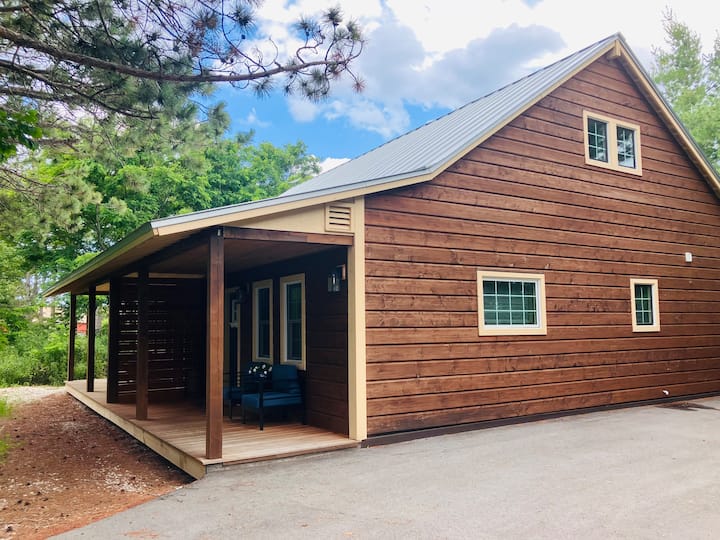 Blue Moon Cabin + 2 - Door County, WI