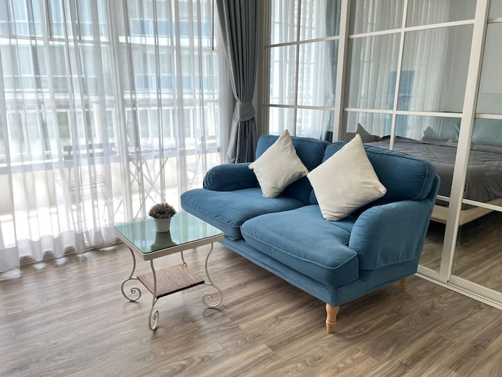 Cozy Beach-cottage Style Apartment In Hua Hin - Hua Hin