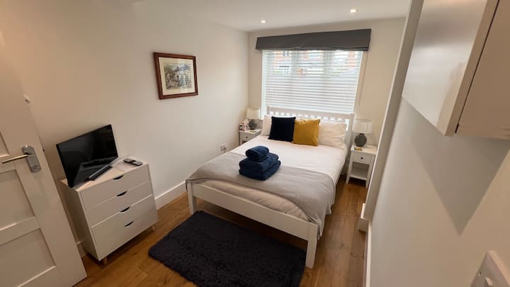 Cosy Double Room W/kitchenette & En-suite Bathroom - Twickenham