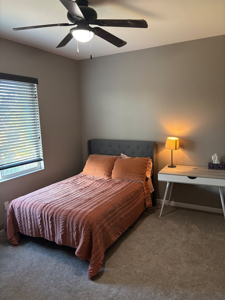 Spanish Vibes In The Burbs - Female Only - Woodland, CA