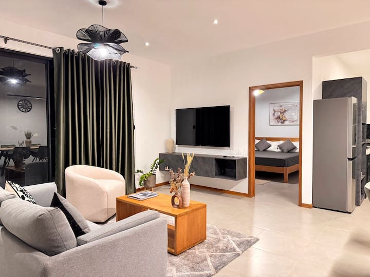 Modern Chic 2br Apartment. Stylish Stay In City! - Mauritius