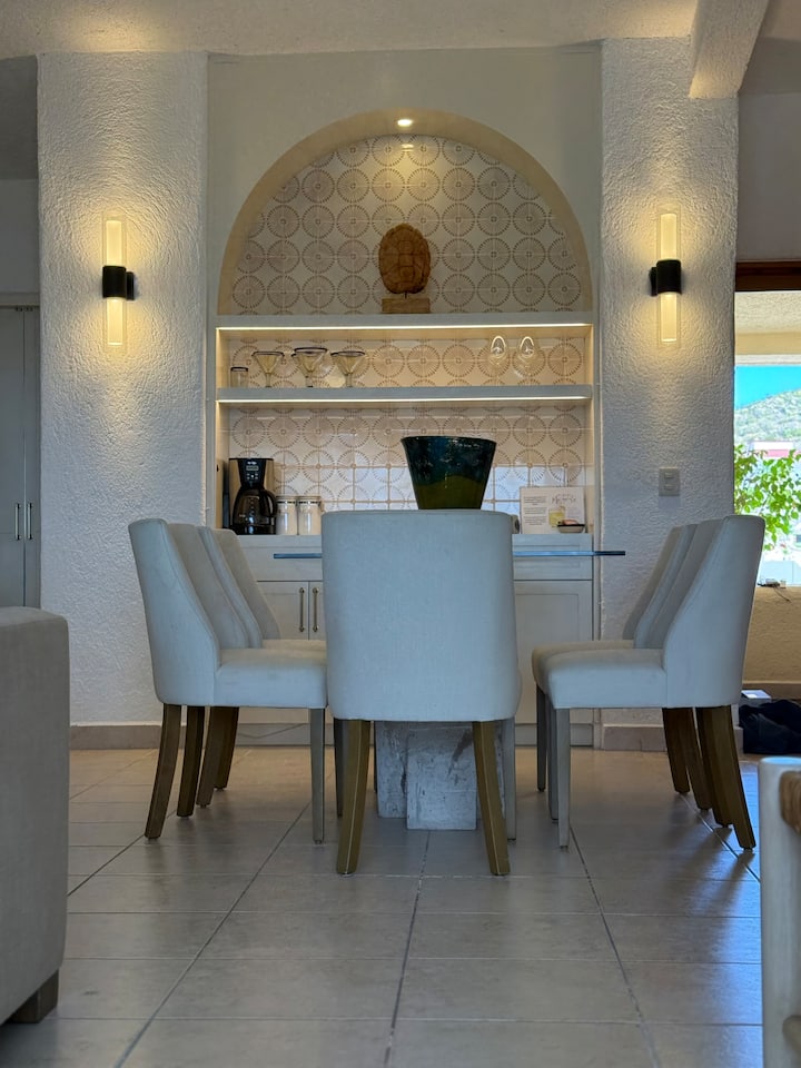 New Beachside Condo - Poolside Ocean View - Cabo San Lucas