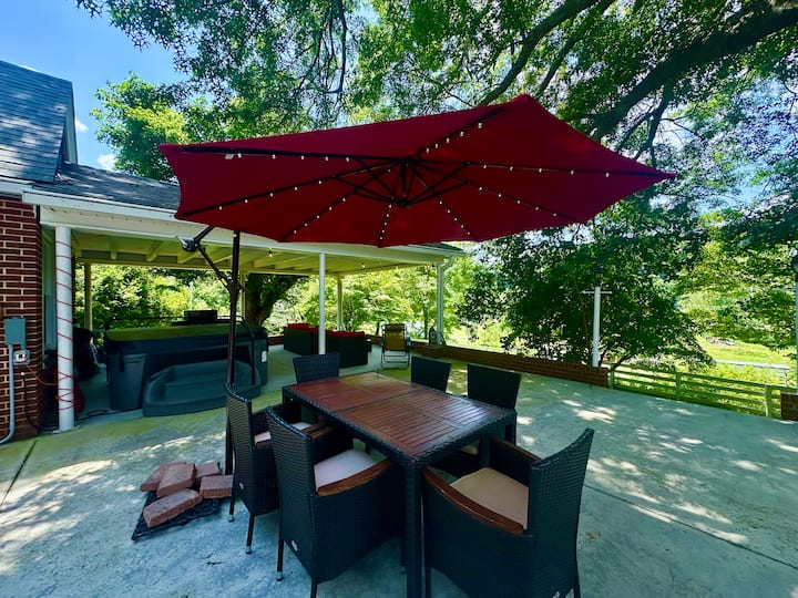 Riverside Home With Hot Tub On New River Trail - Galax, VA