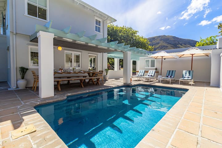 Escape To Hermanus. Spacious House, Pool & Garden - Hermanus