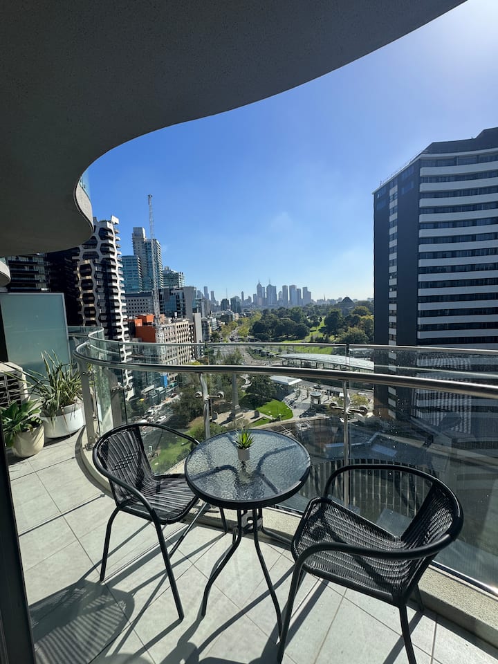 “Albert Views” Stylish And Stunning - Melbourne