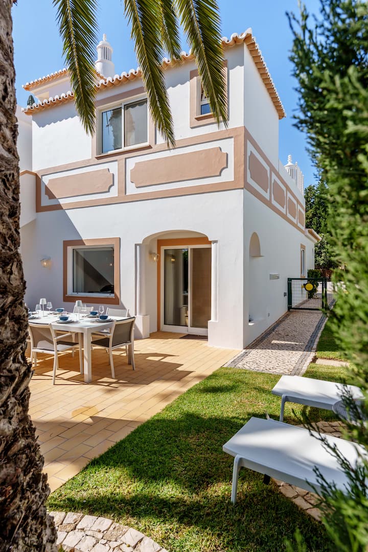 Azalea - Beach Property With Communal Pool - Ferragudo