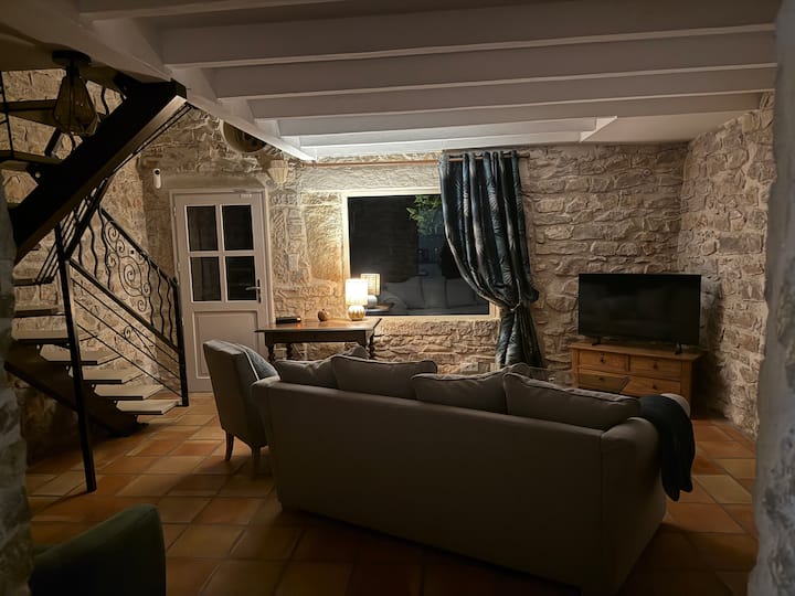 Charmant Mazet, Jardin Et Terrasse, 2 Chambres - Lunel