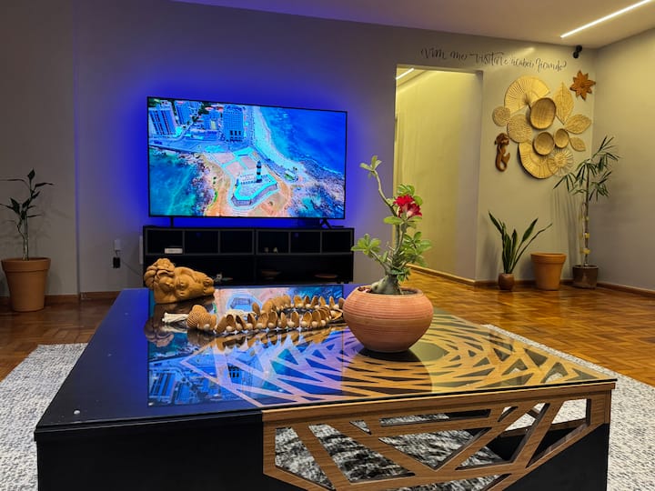 Quarto Na Barra Até Três Pessoas Com Ar E Wifi - Barra